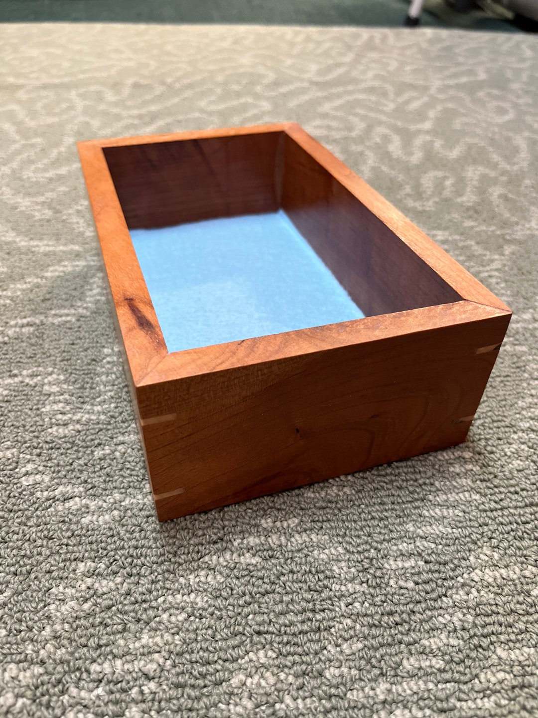 Quarter Sawn Cherry Box w/Maple Splines - Etsy.de