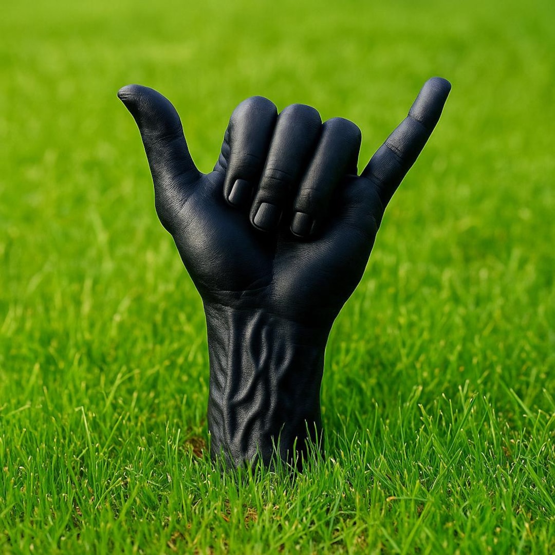 Zombie Hand Lawn Decoration: Spooky Halloween Yard Art - Etsy