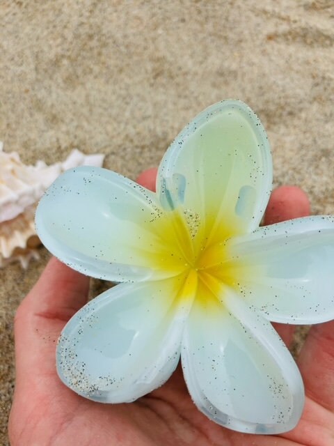 Hawaiian Flower Claw Clips - Etsy