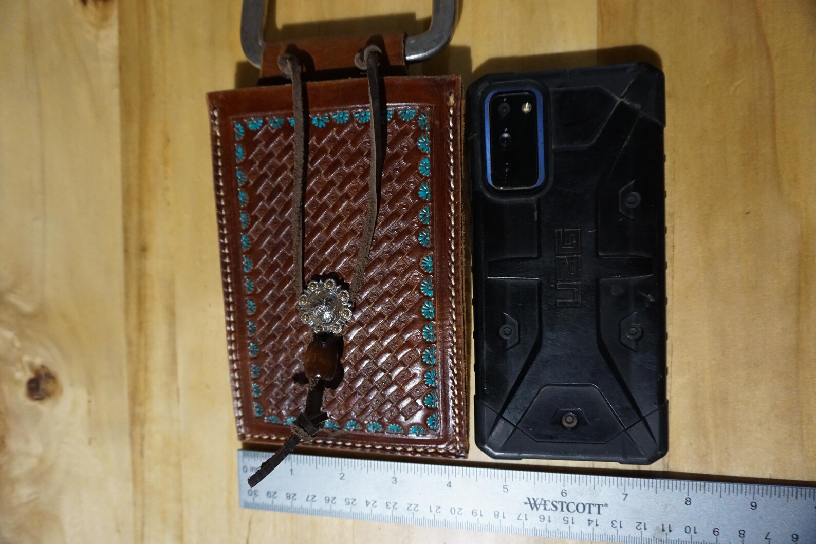Saddle Cell Phone Holder - Etsy