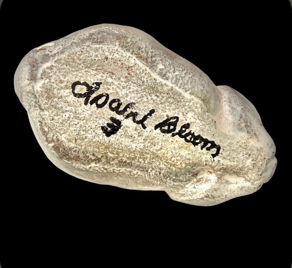 Vintage Isabel Bloom Bunny Rabbit Sculpture Black Stone Eyes Garden Art ...