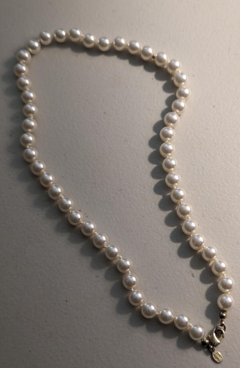Vintage 14K GE Wlind Faux White Pearl Necklace Only 1 in Stock
