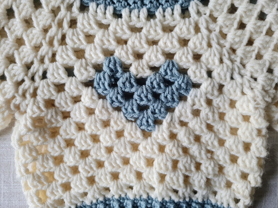 Crochet PATTERN Mini Heart Sweater sizes 0-2 2-4 4-6 and - Etsy