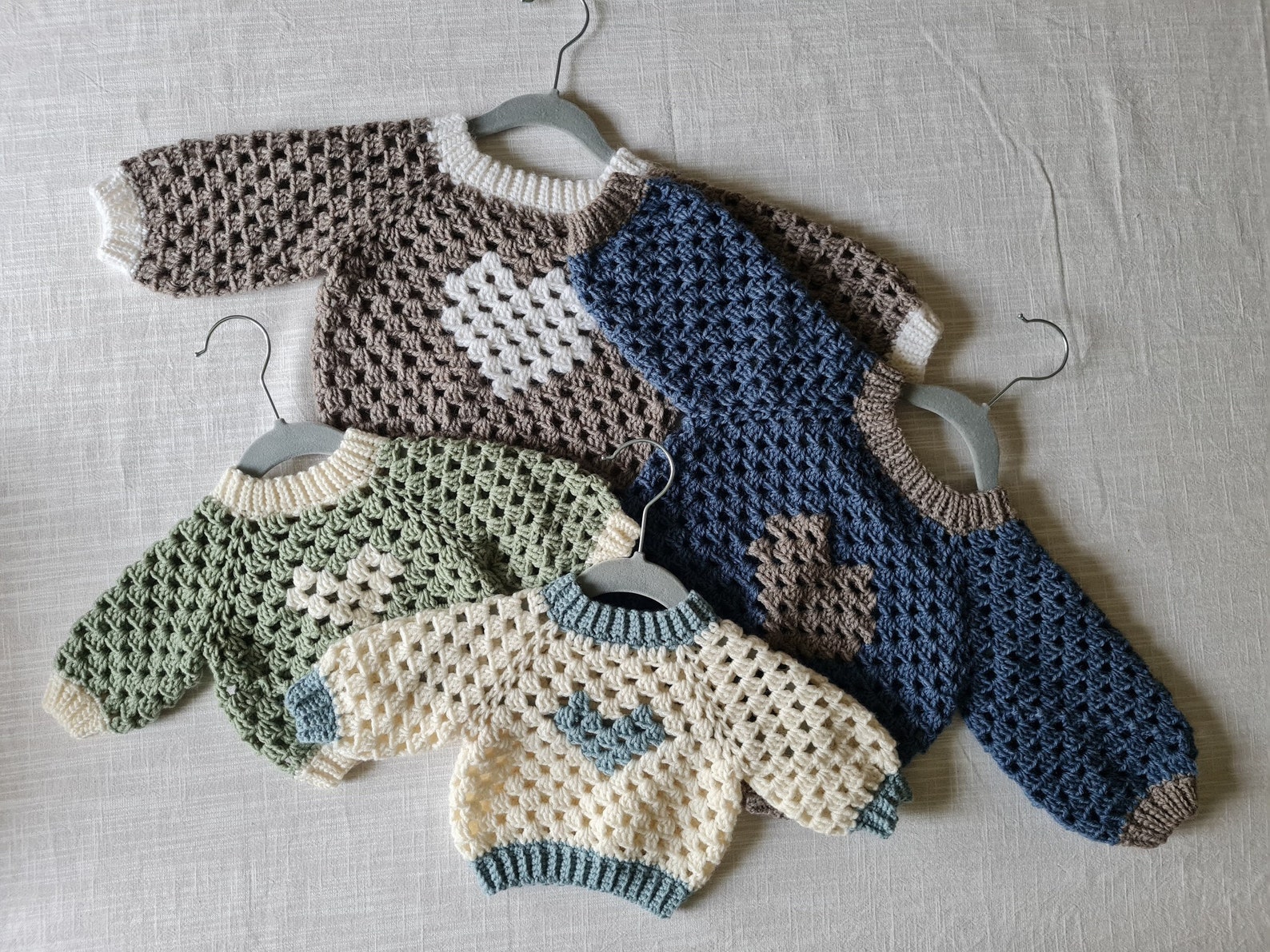 Crochet PATTERN Mini Heart Sweater sizes 0-2 2-4 4-6 and - Etsy