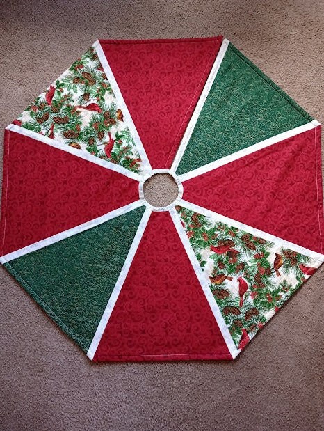 Handmade Christmas Tree Skirt With Cardinals and Classic Red - Etsy