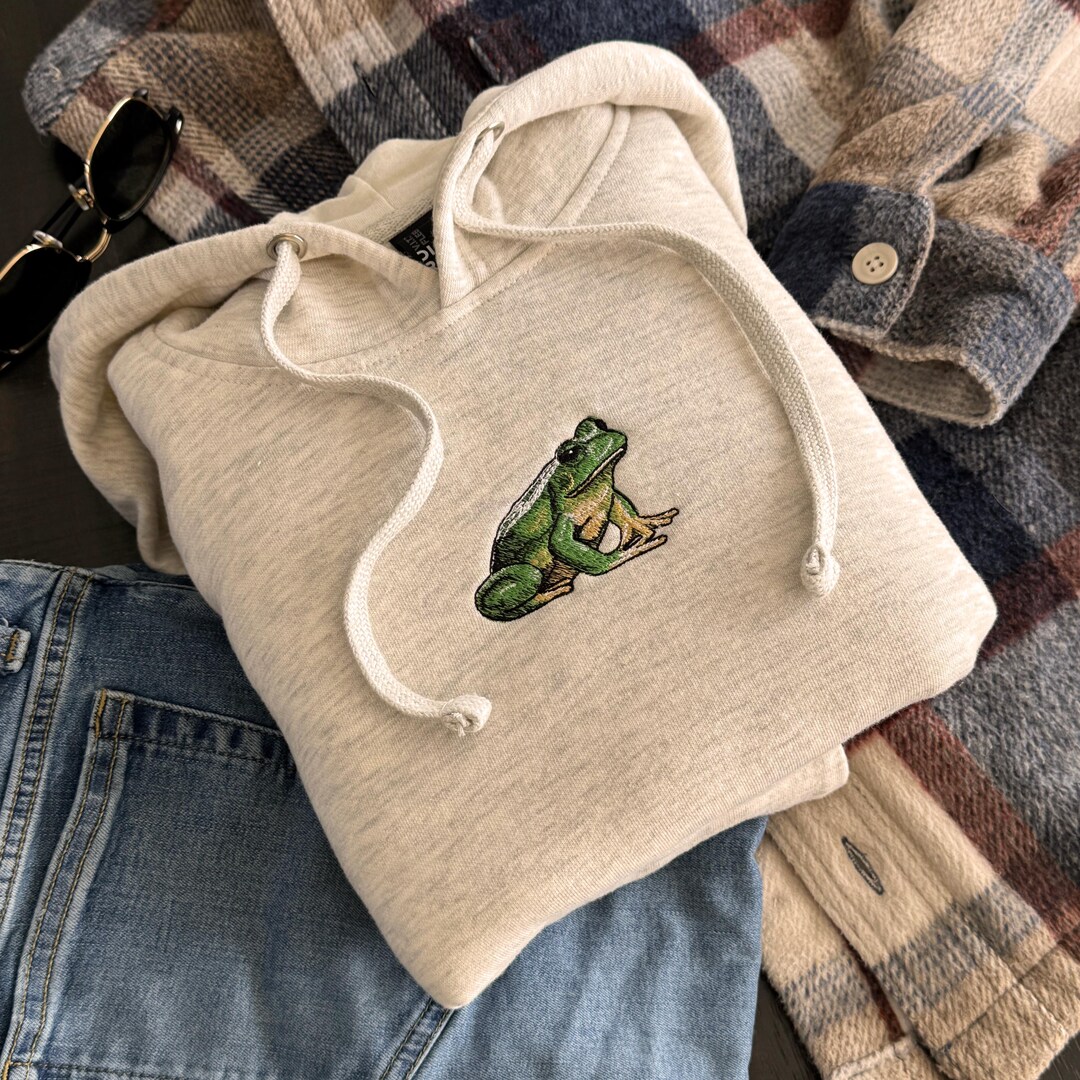 Embroidered Frog Sweatshirt | Cozy Wildlife Crewneck | Cute Toad Nature ...