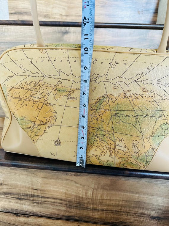 Vintage 80s signature Club Large World Map Carry On B… - Gem