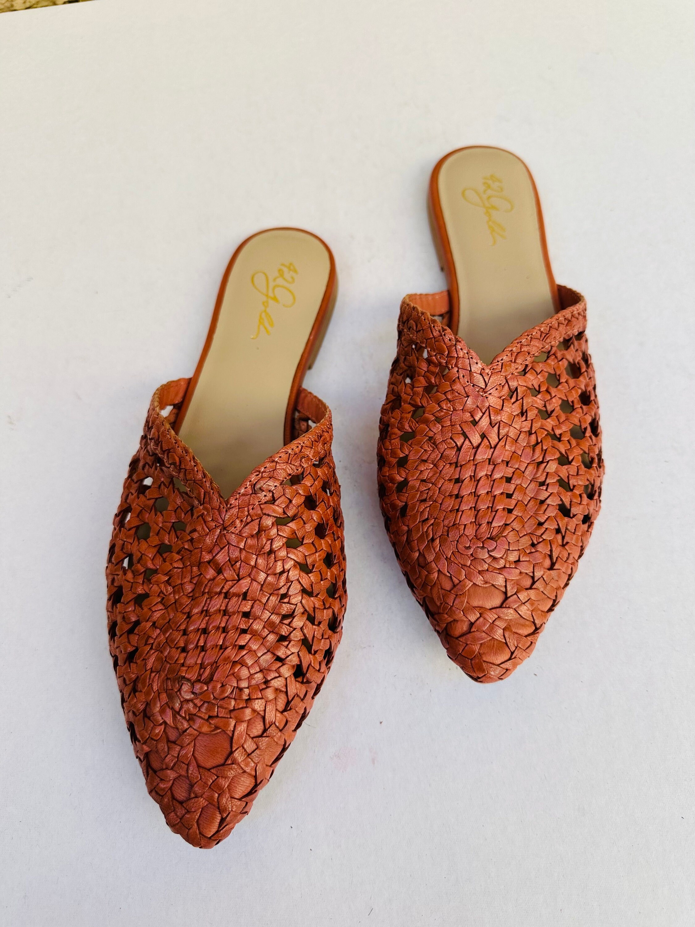 Charmed Mecca Tan Woven Leather Pointed-toe Flats 42 Gold - Etsy