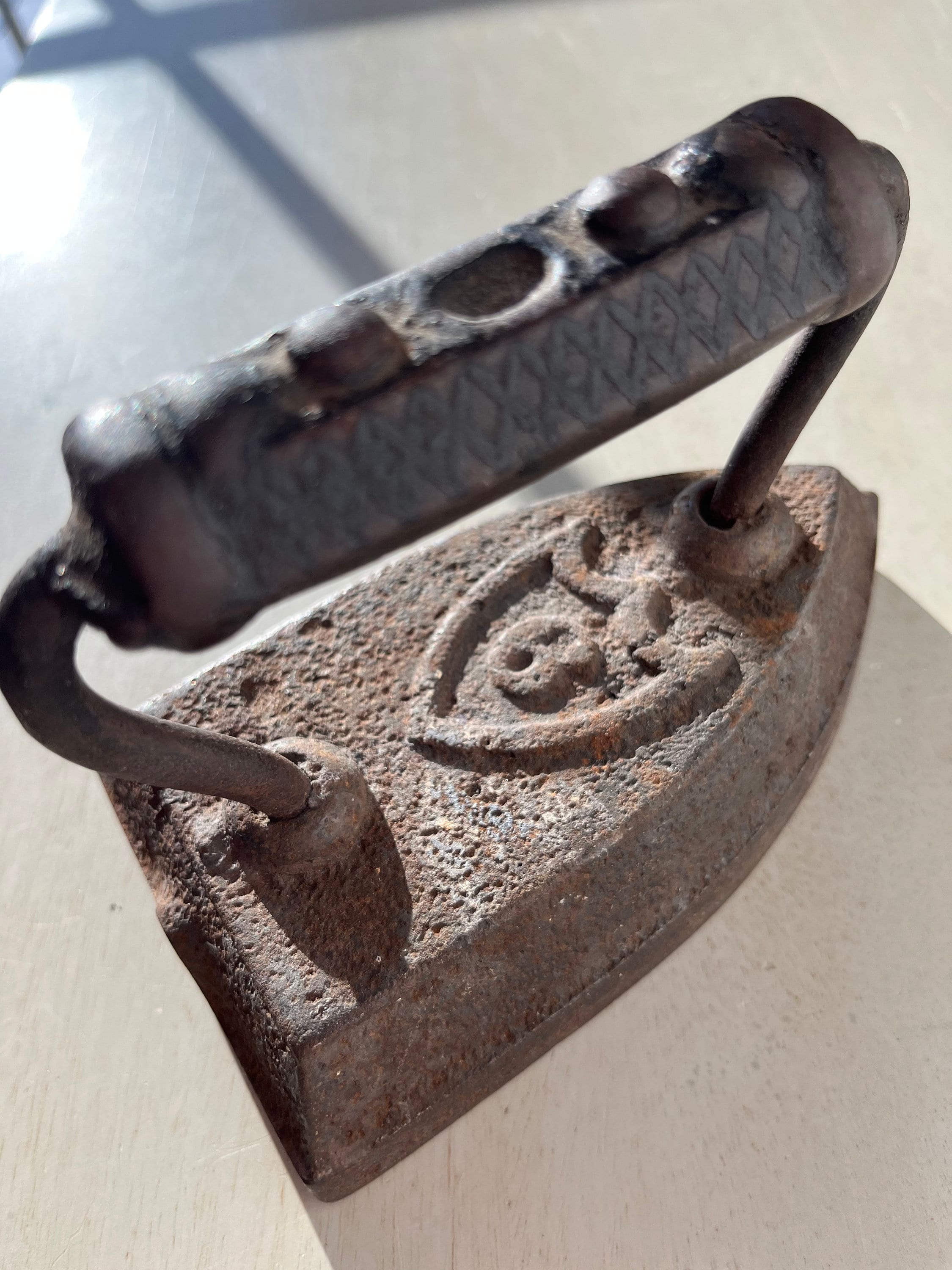Antique Sad Iron With a Rope Handle - Etsy
