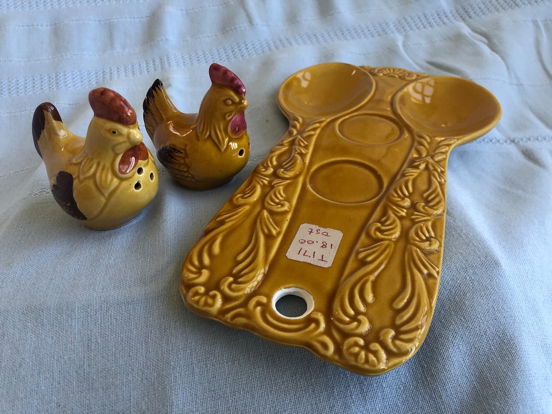 Vintage Ceramic Spoon Rest and Rooster Salt & Pepper Shakers, NEVER ...