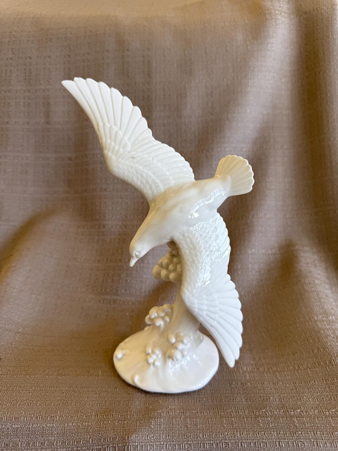 Vintage Ceramic Flying Seagull Figurine, MINT Condition, Midcentury MCM ...