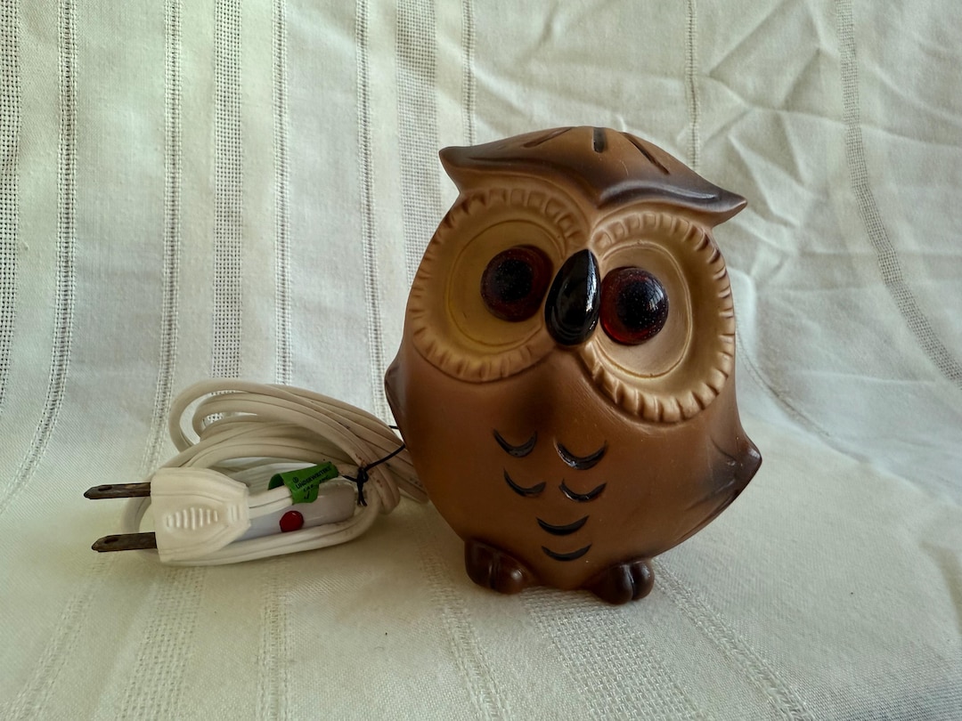Vintage Ceramic Lighted Owl Lamp, MINT Condition, JOSEF ORIGINALS, 1960 ...