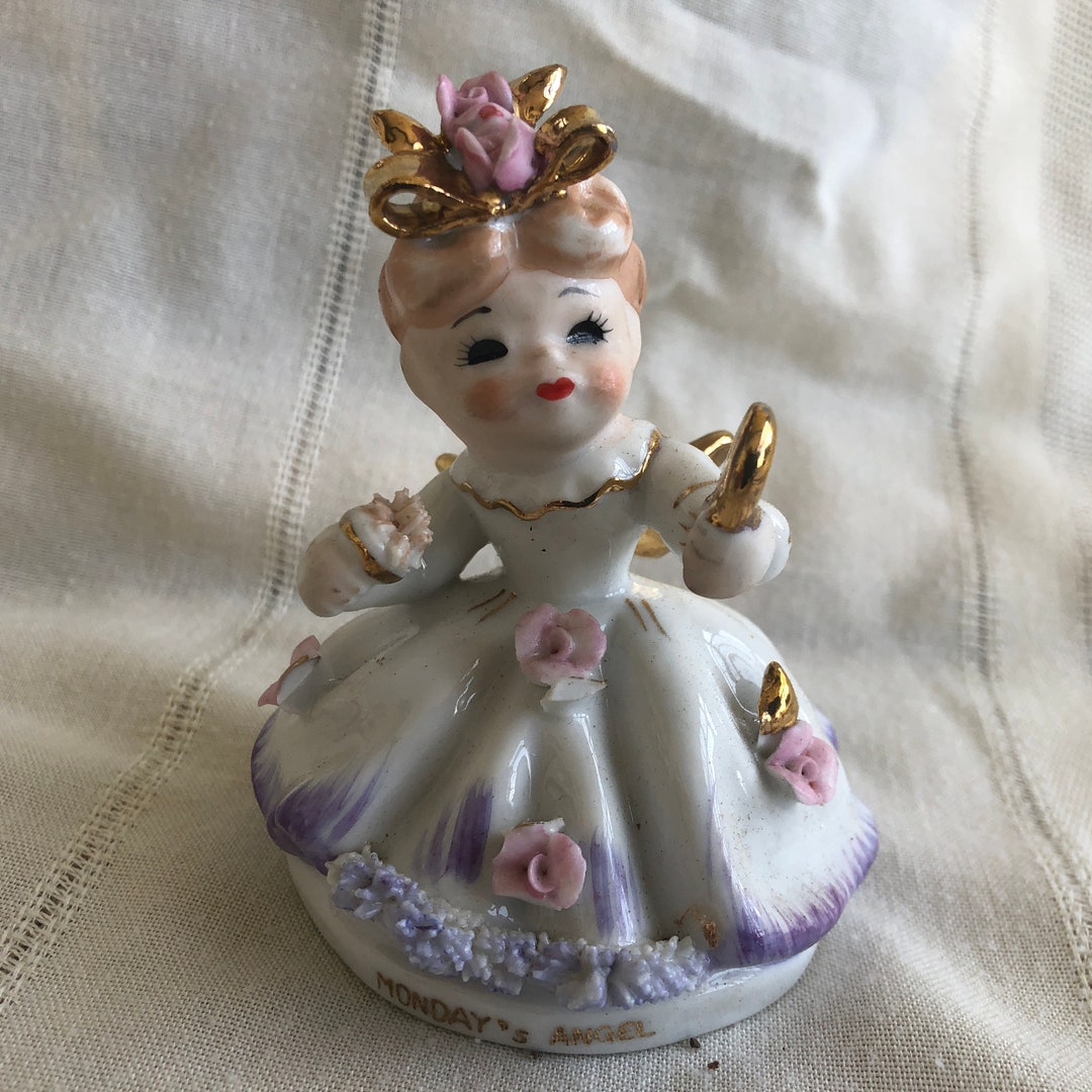 Ceramic Girl Vintage, Retro Kitschy Ceramic Figurine, 24K Gold, 1960s ...