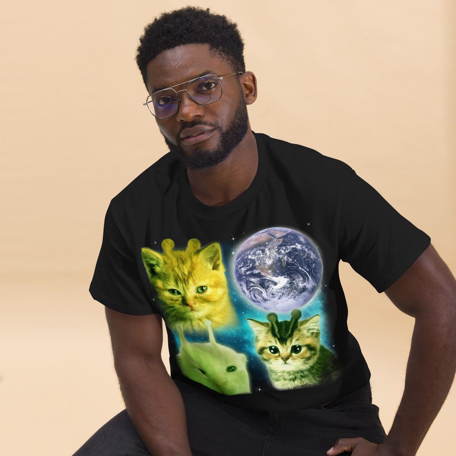 Funny Retro Alien Cats Meme T-shirt, Unhinged Clothes, UFO Shirt, Weird ...