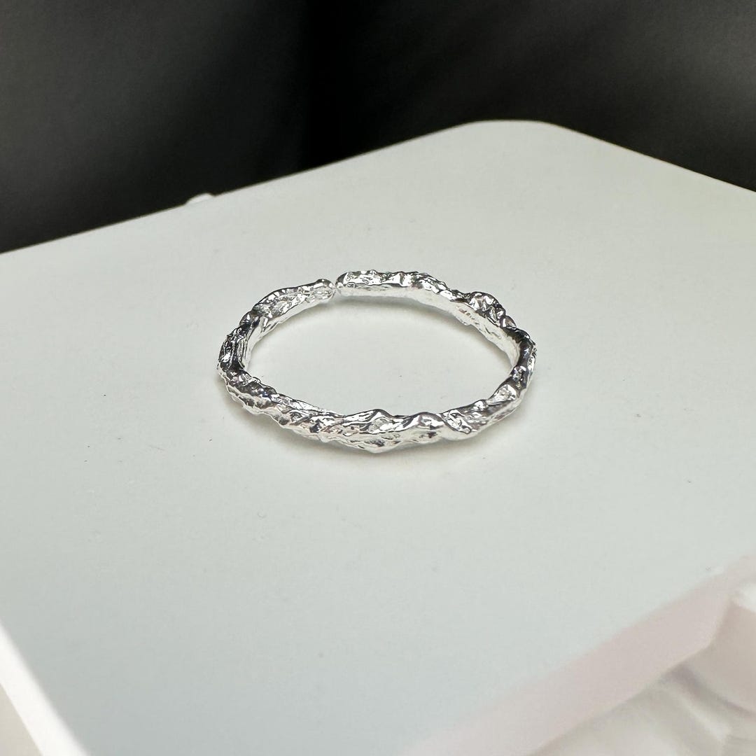 Minimalist Molten Silver Ring, Handmade Delicate Silver Ring, Solid 925 ...
