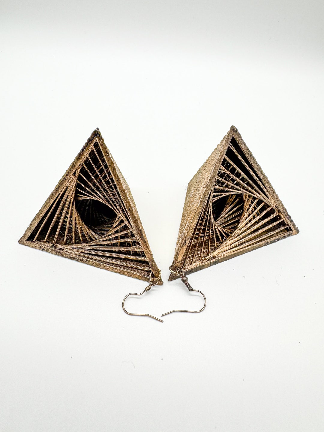 3d-printed Pyramid String Art Earrings - Etsy