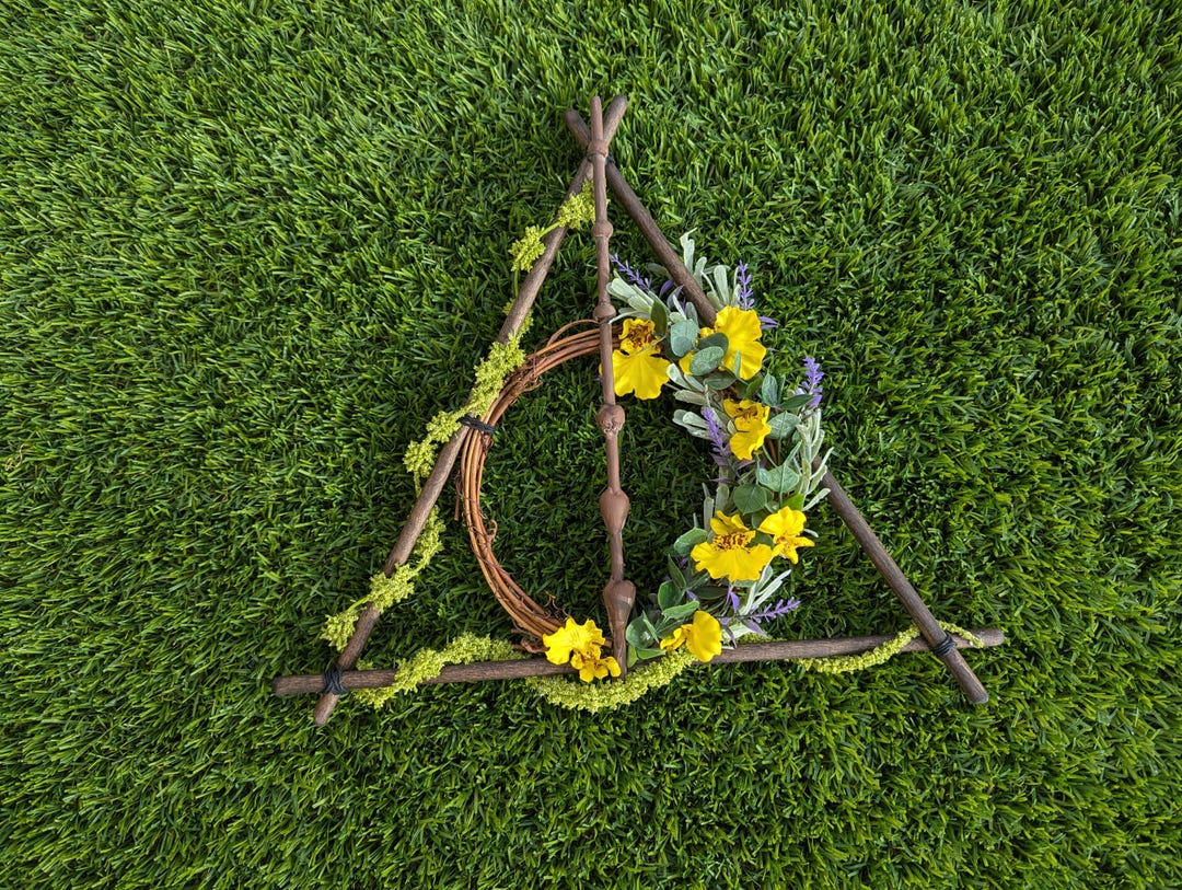 Wizard-inspired Triangle Wreath With Lights - Etsy