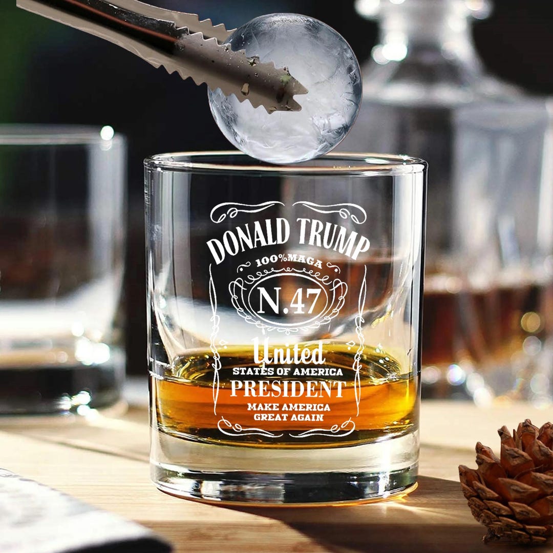 Donald Trump 100% Maga 47 President Whiskey Glass, Trump 11oz Round ...
