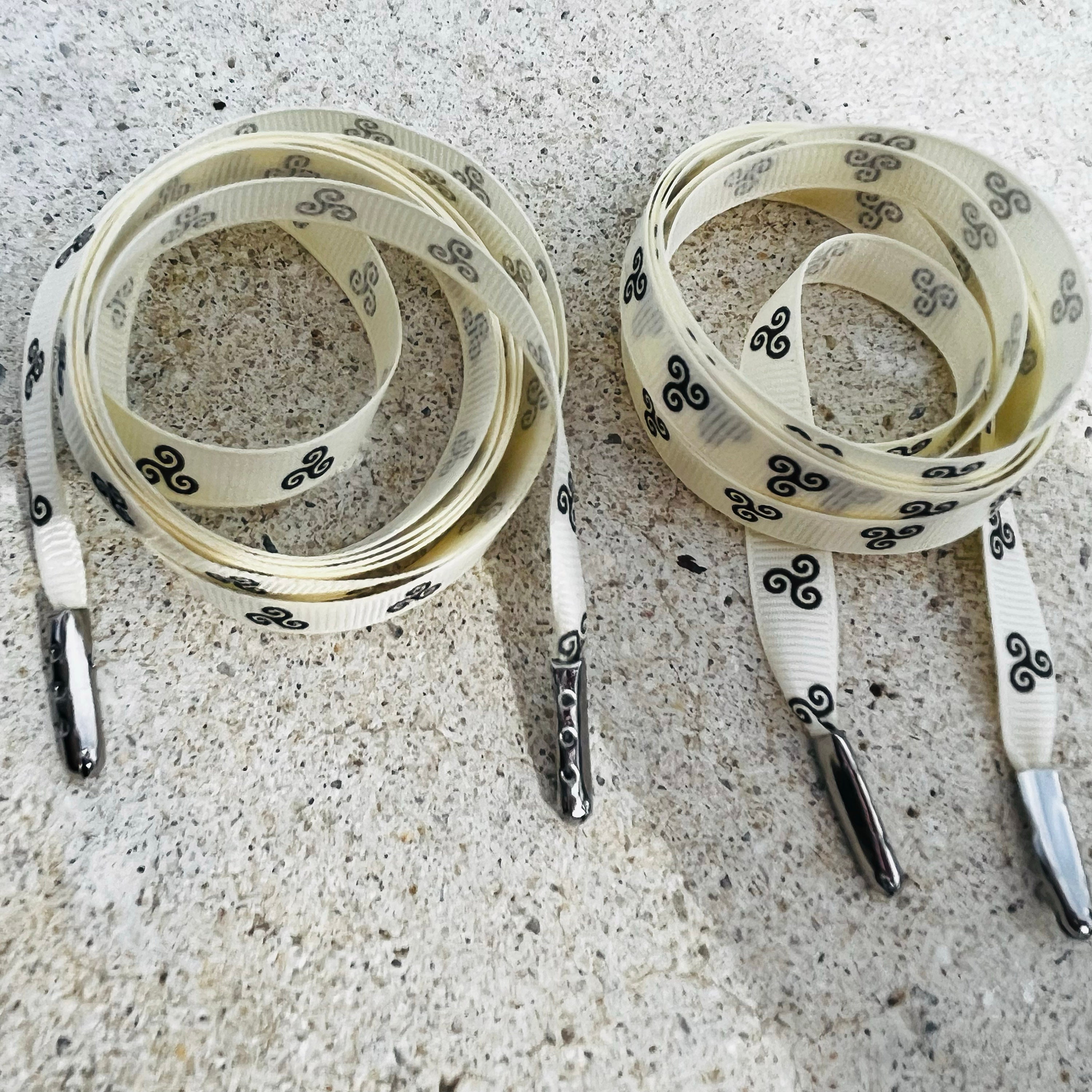 Breton Laces triskel Hermine Breton Flag gwen Ha Du - Etsy