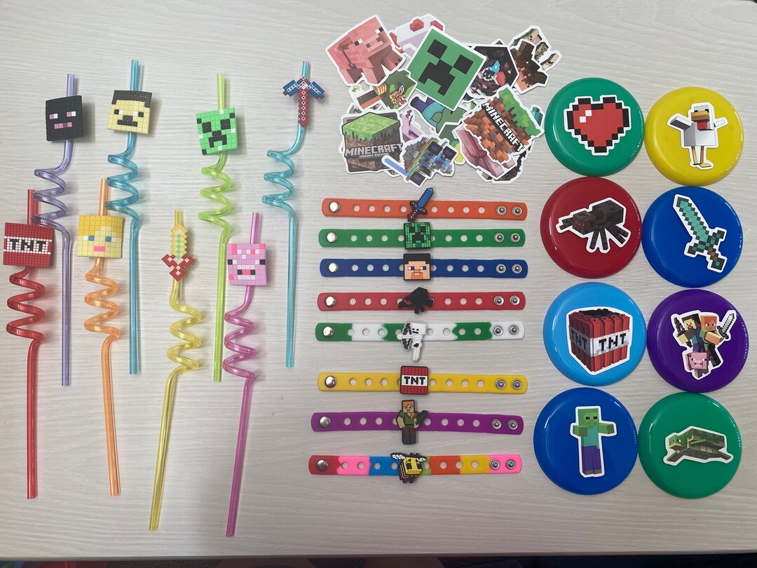 Minecraft Party Favor Bundle, Bags Included for Goody Bags, Party Bags ...