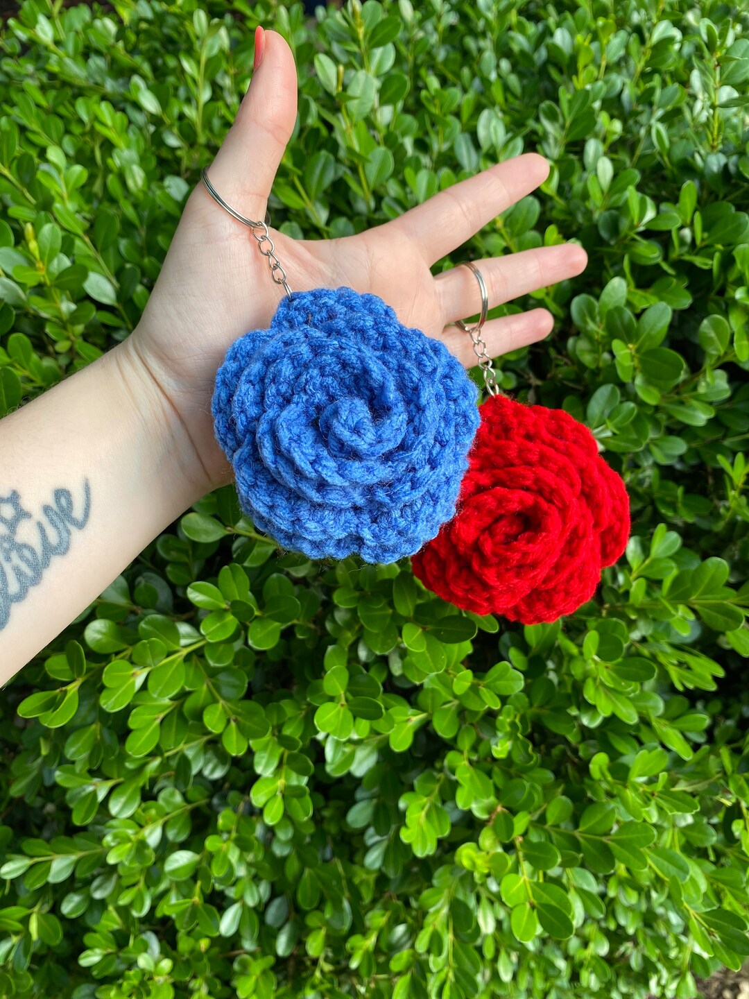 Rose Keychain, Crochet Rose Keychain, Crochet Keychains - Etsy