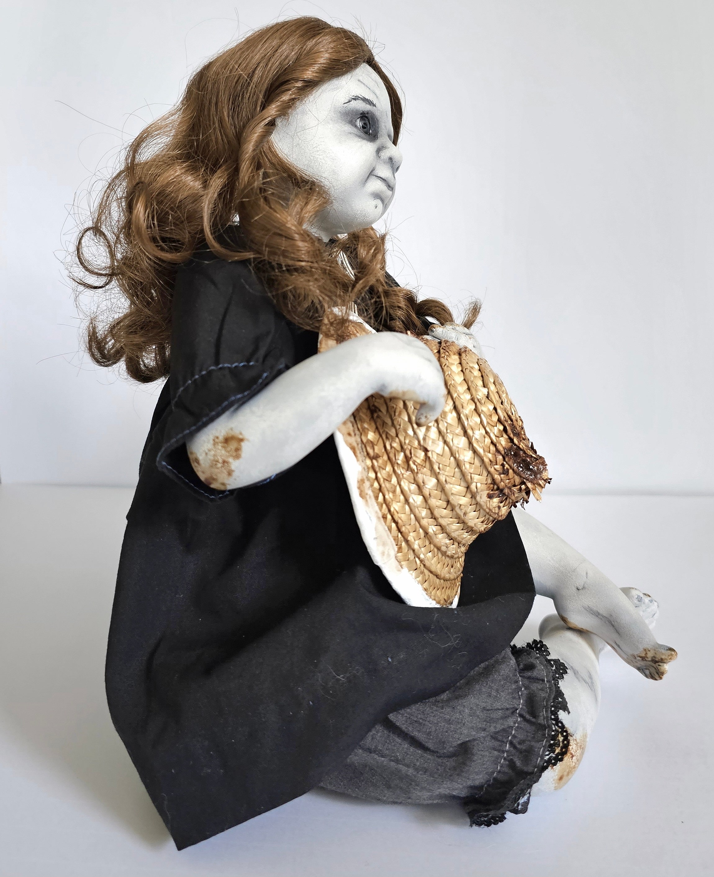 Creepy Dolls, Spooky Dolls, Upcycled, Horror Dolls, Porcelain Dolls ...