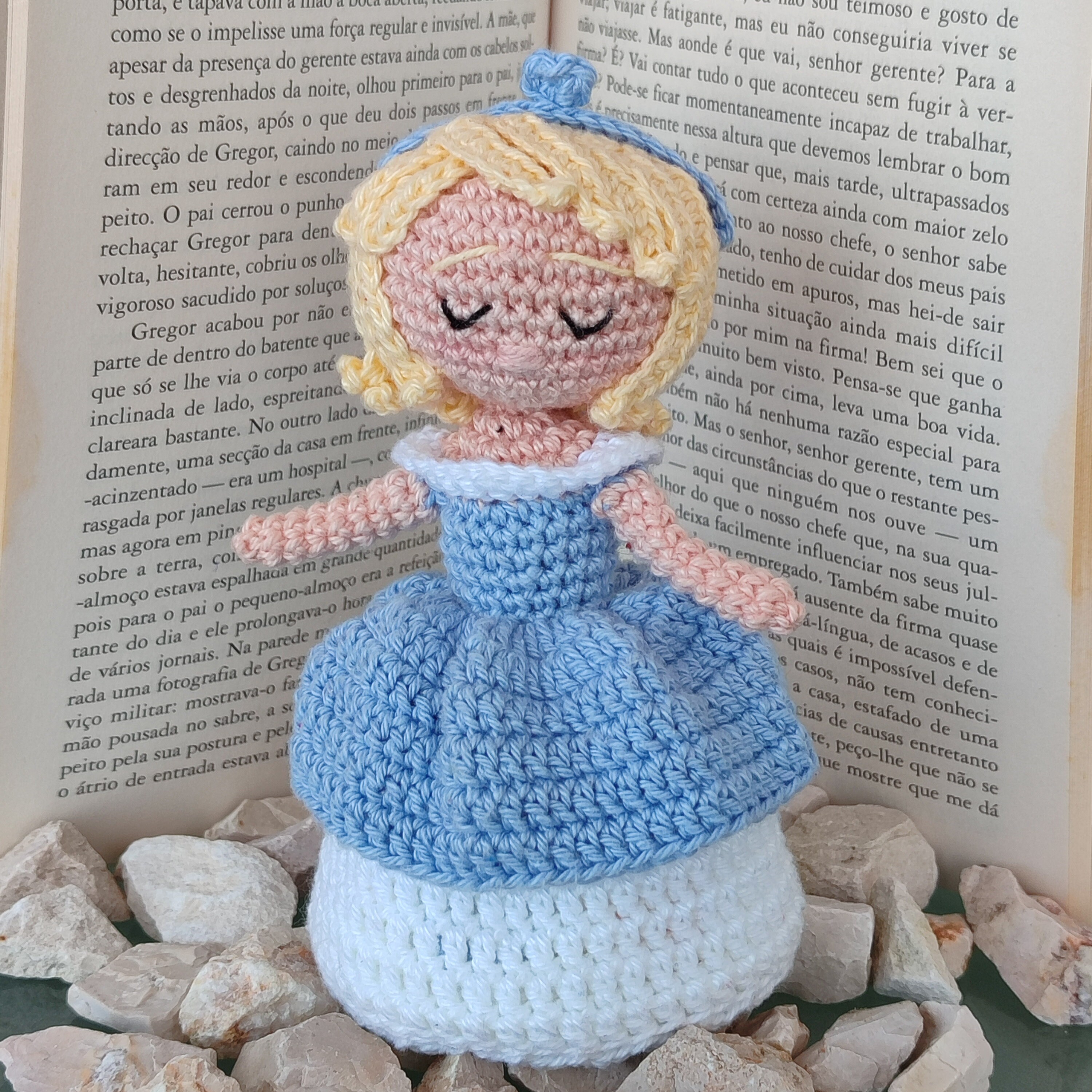 Reversible Princess and Her Carriage Amigurumi Crochet Pattern - Etsy