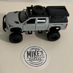 1:32 4th Gen Tundra Custom Truck Lifted W Accessories - Etsy