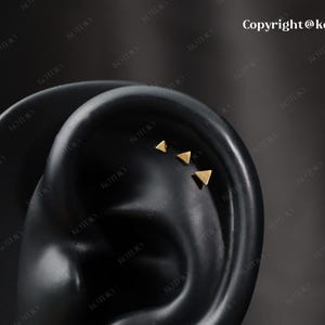 20G/18G/16G Titanium Tiny Triangle Threadless Push Pin Labret, Tiny Flat Back Earring, Cartilage ...