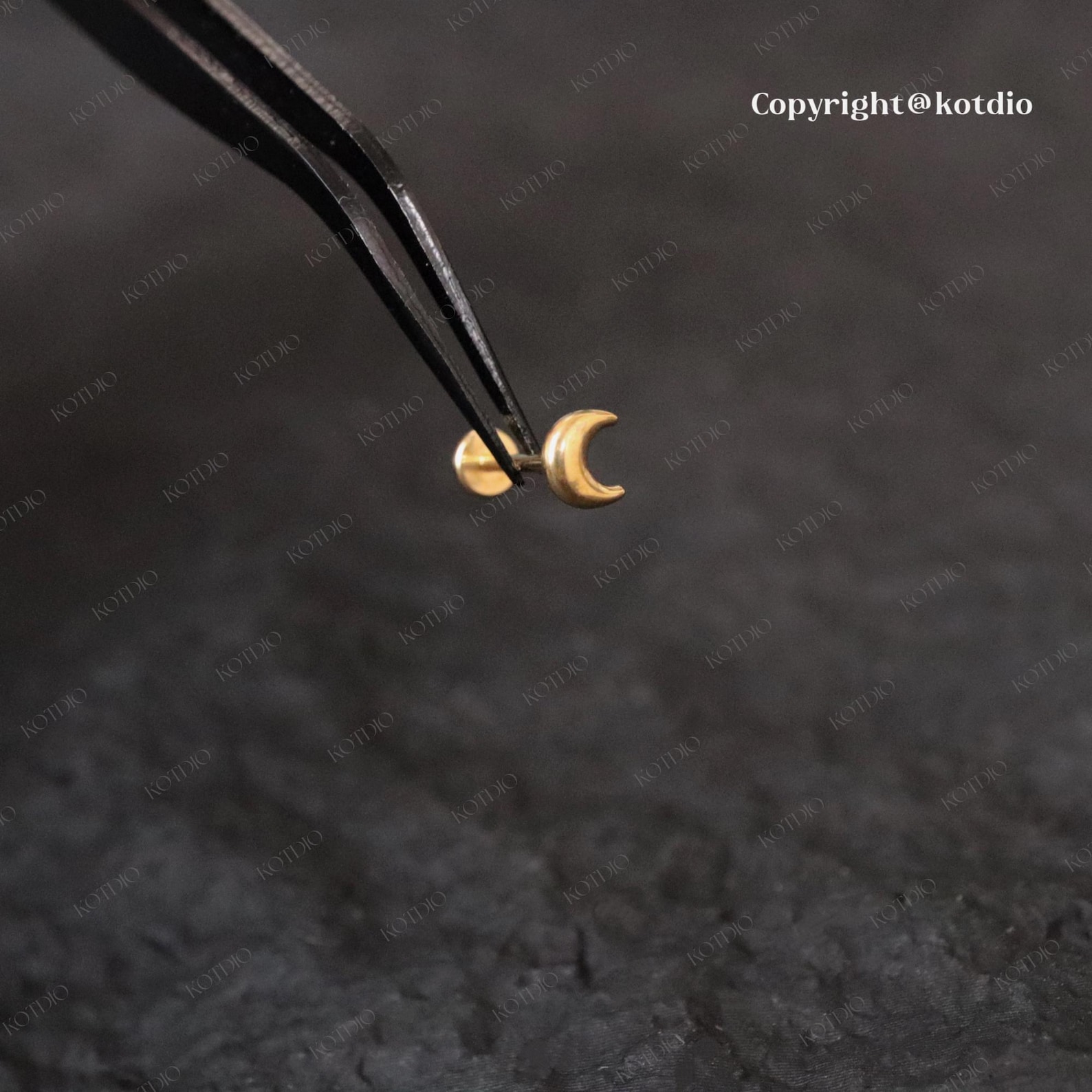 20G/18G/16G Titanium Crescent Moon Threadless Push Pin Labret, Flat ...