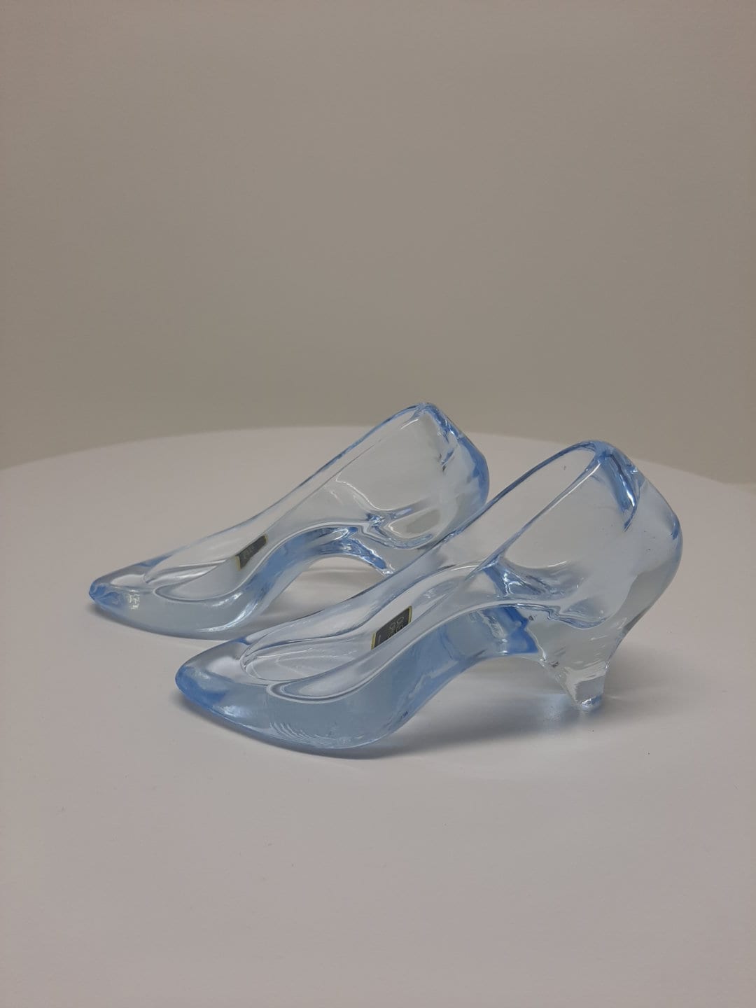Oneida Crystal Art Glass Blue High Heel Shoes Figurine Trinket Dish D24 ...
