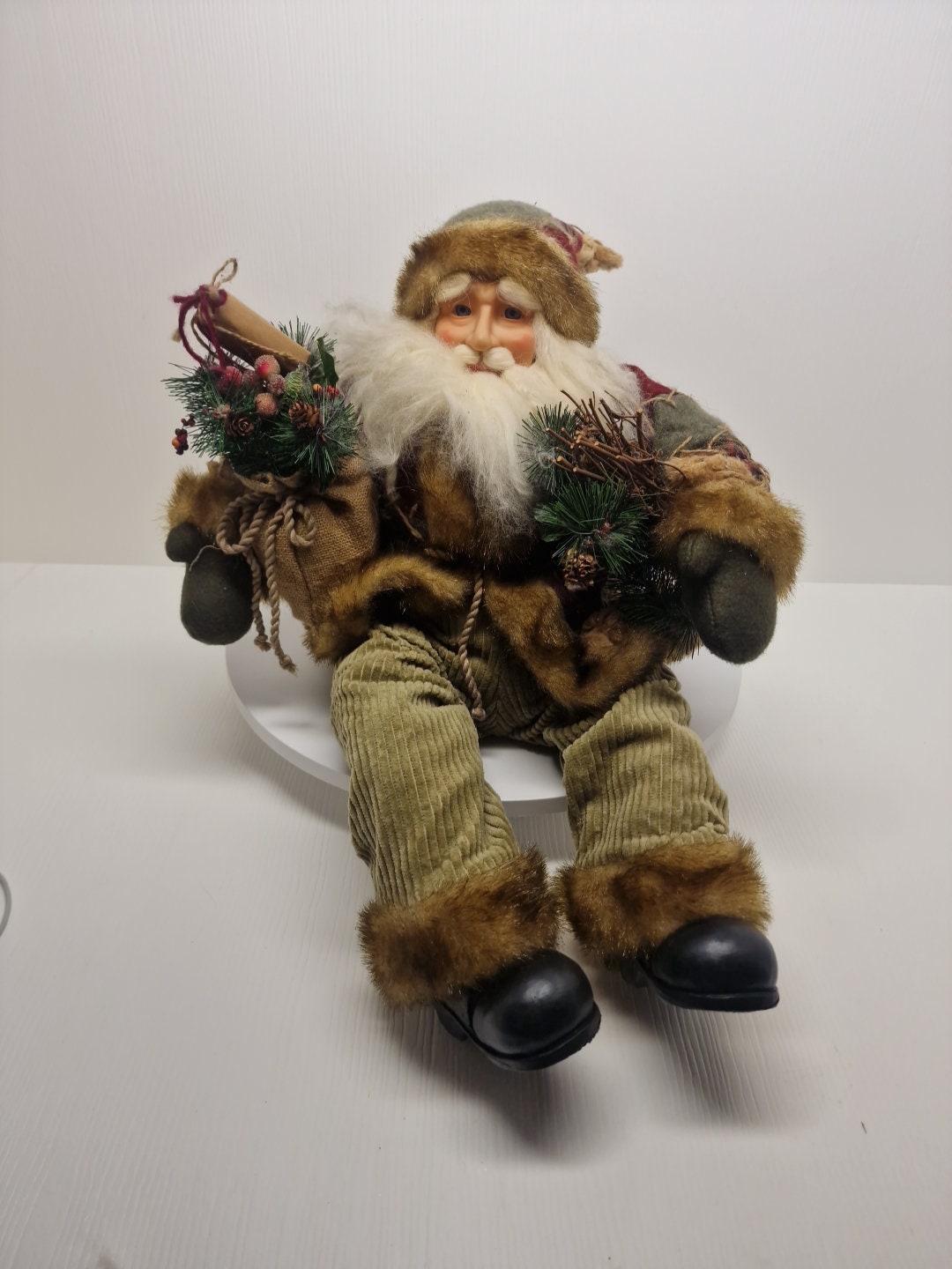 VTG Rustic Sitting Santa Claus W/ Bag & Pine Tree Christmas Decor ...