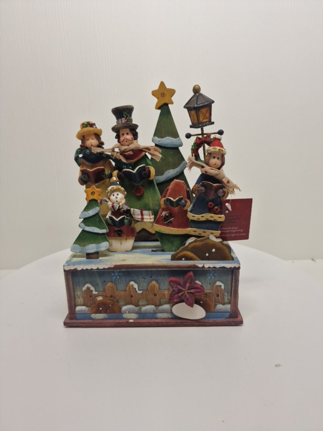 St Nicholas Square Music Box Wood Wind up Carolers Hark Herald Angels ...
