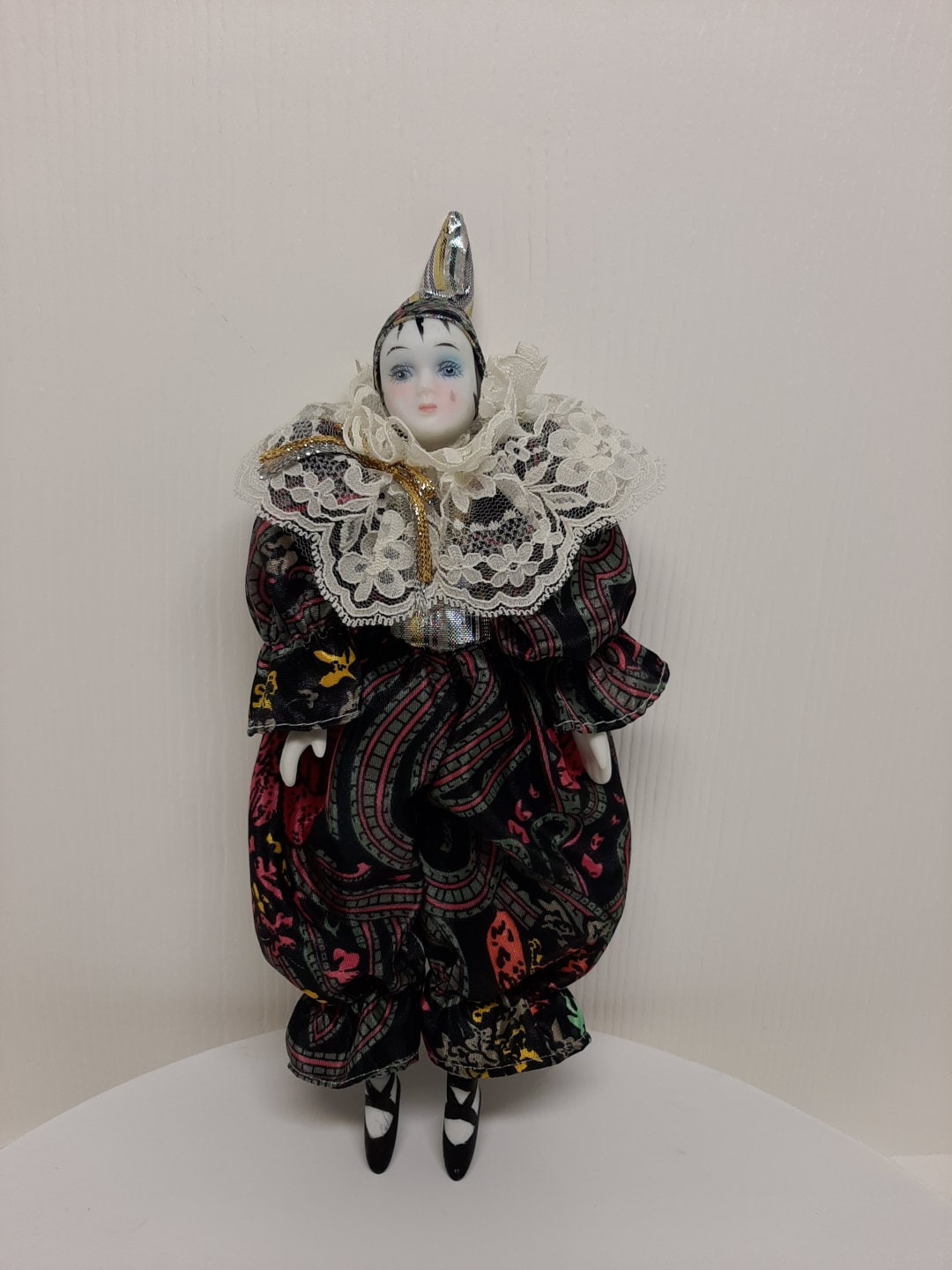 Vintage Porcelain Harlequin Jester Figurine Porcelain Doll Mardi Gras ...