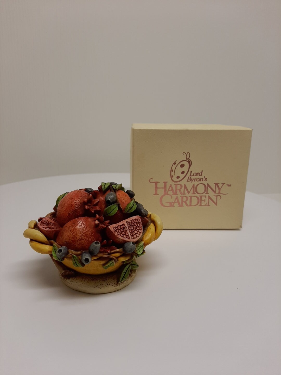 Harmony Kingdom Garden Lord Byron's Granatapfel Trinketbox HG3PO ...