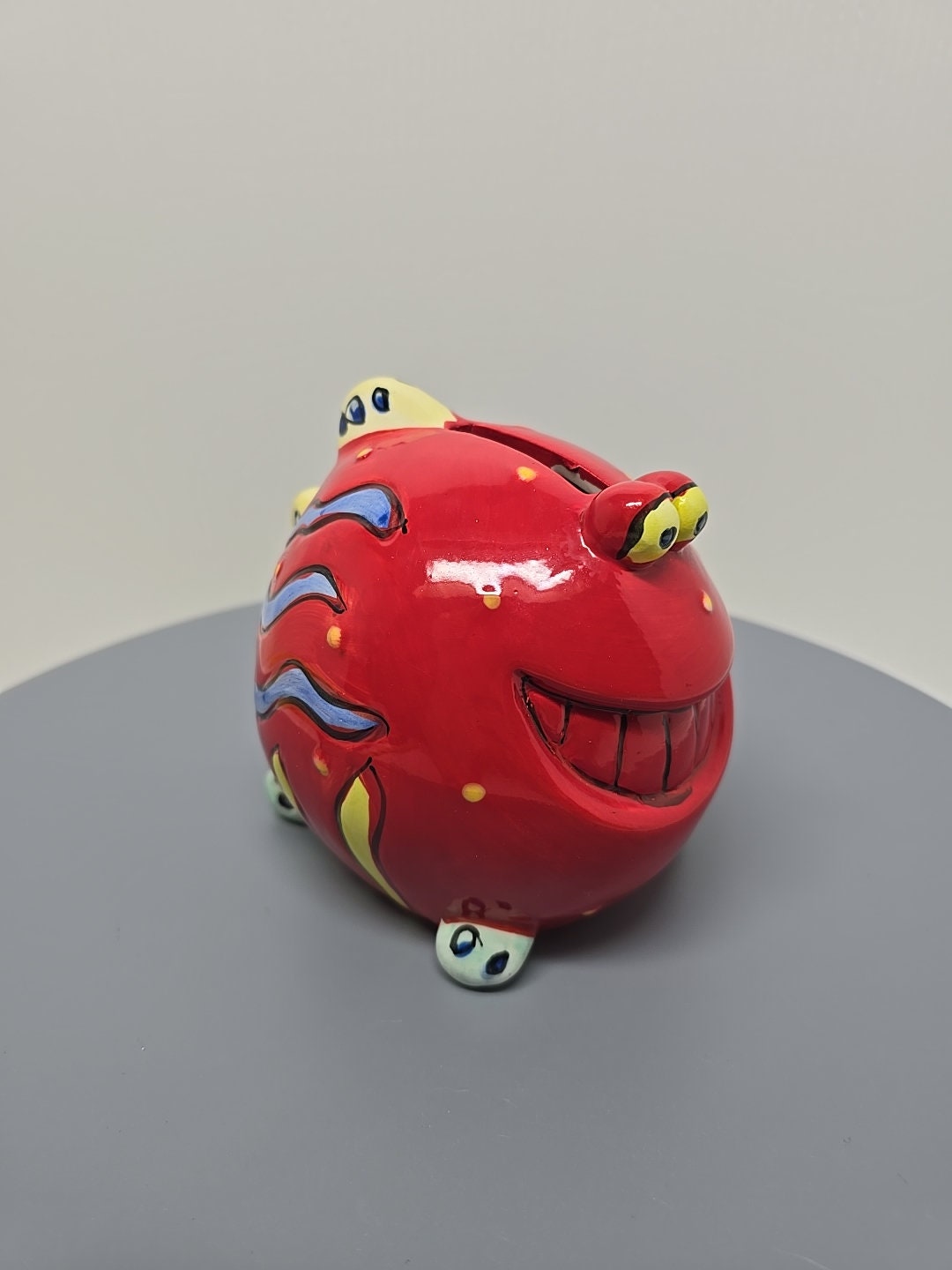 VTG Ceramic Coin Bank Red Smiling Fish, Piggy Bank, Home Decor 5" , D43 ...