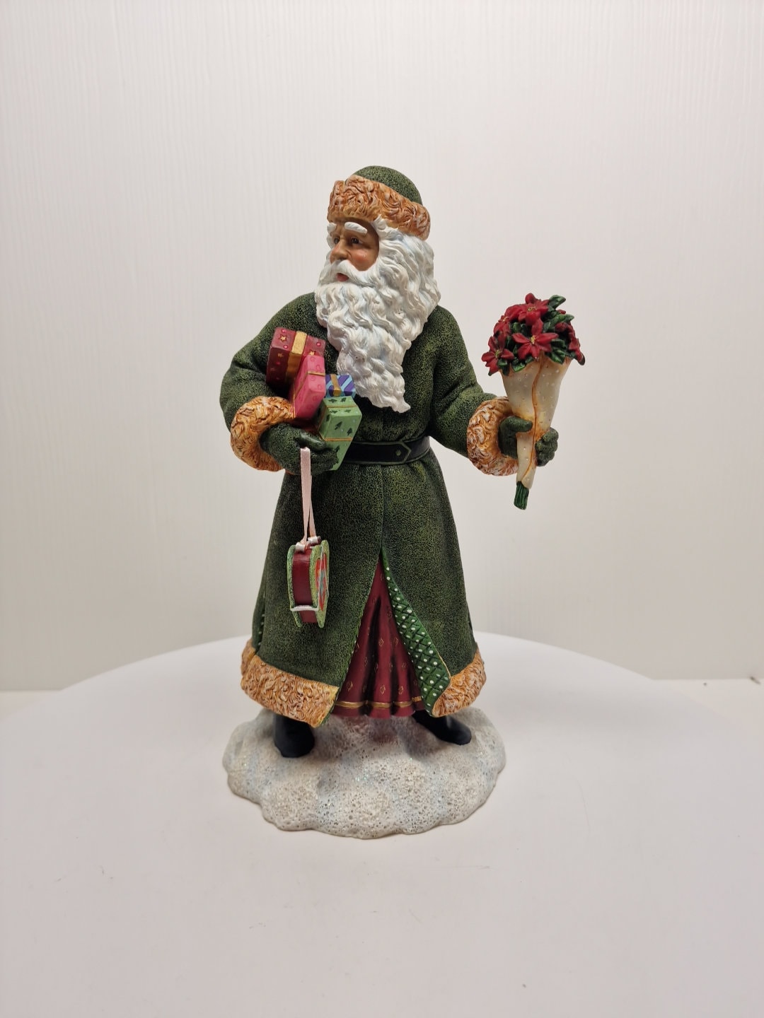 Vintage Pipka Poinsettia Santa Limited Edition 3055/4500 Figurine ...