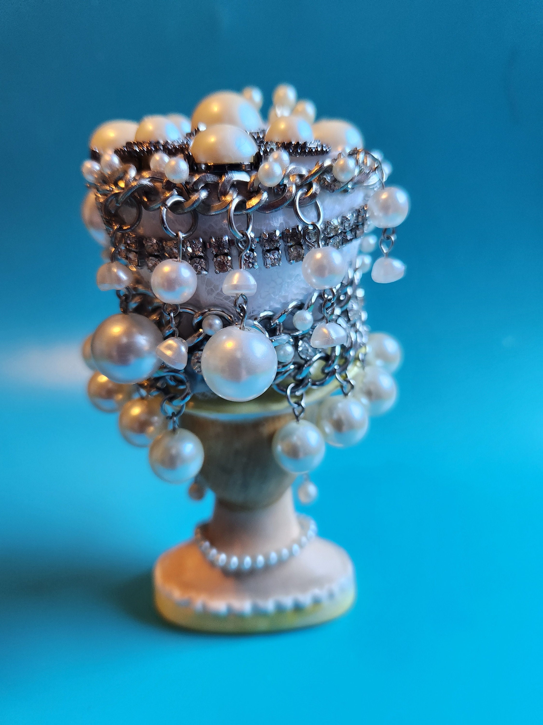 Embellished Vintage Lady Head Vase in Pearls and Lace - Etsy