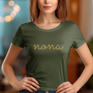 Nona Script Font T-shirt, Minimalist Trendy Tee, Casual Women's ...
