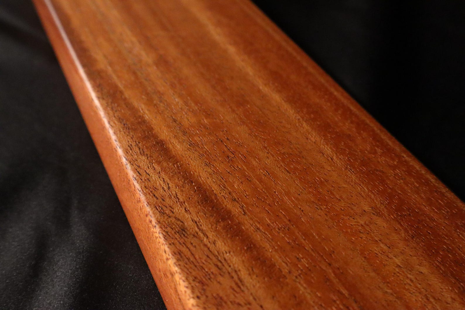 Ribbon Mahogany Frame With Brass Splines | Picture | Diploma | Artwork ...