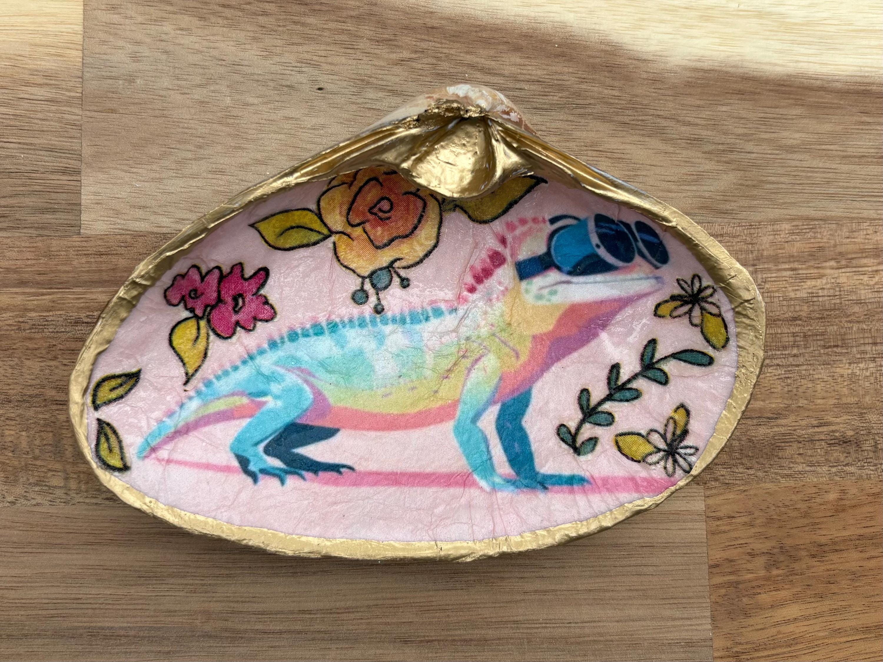 Shell Art, Jewelry Dish, Trinket Dish, Decoupage Shell, Colorful Home ...