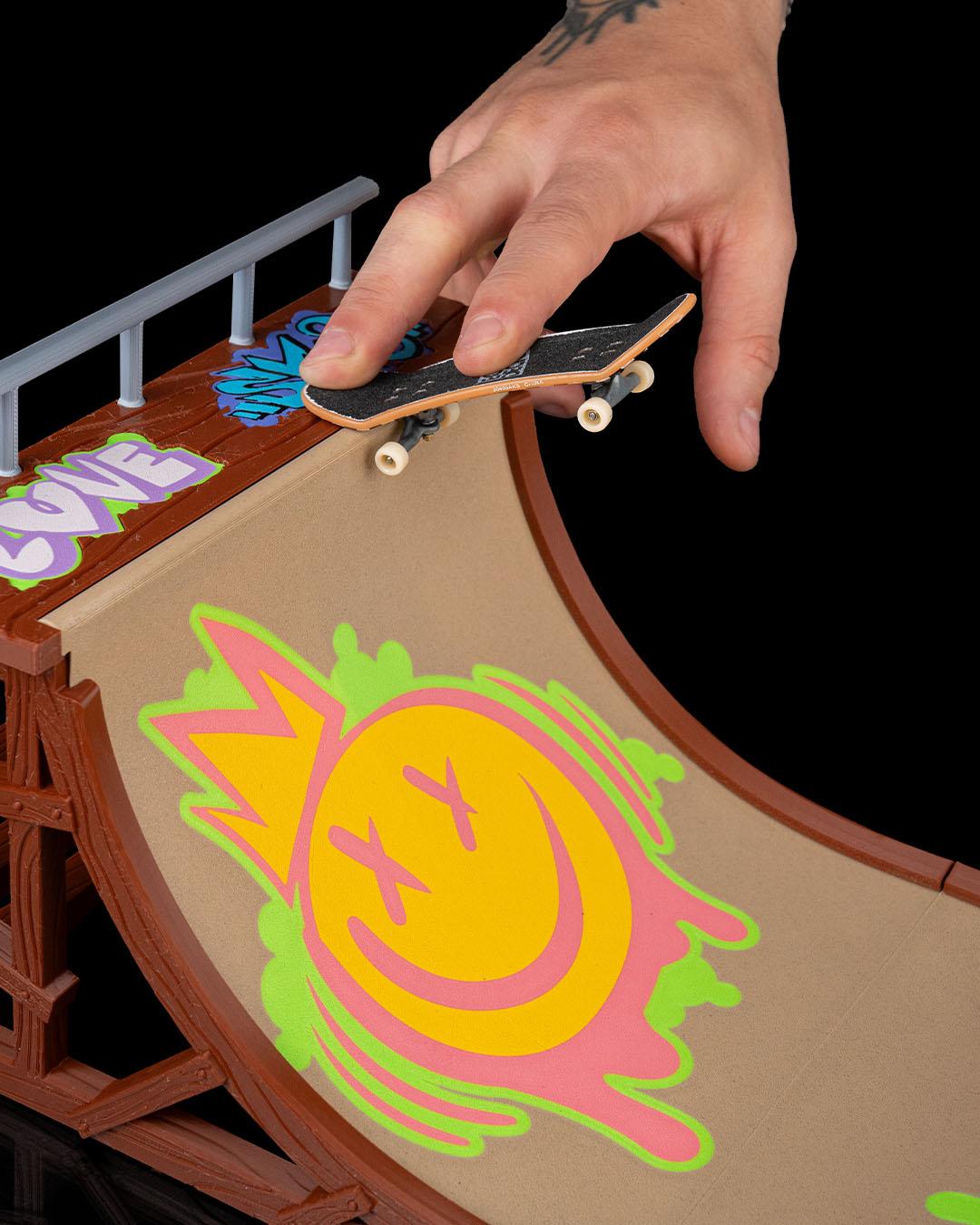 Half-pipe – 3D Printed Fingerboard Skate Park | Mini Fingerboard Ramp ...