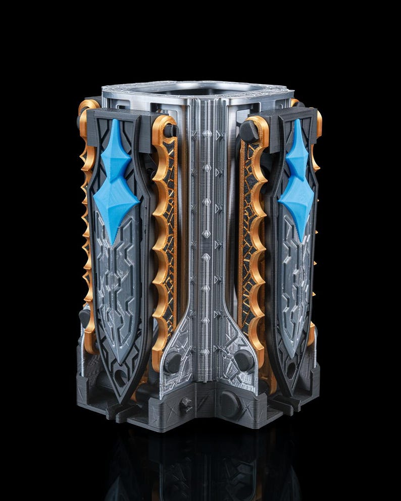 Auric Talon Gauntlet - 3D Printed Cosplay Weapon | Articulated Claw ...