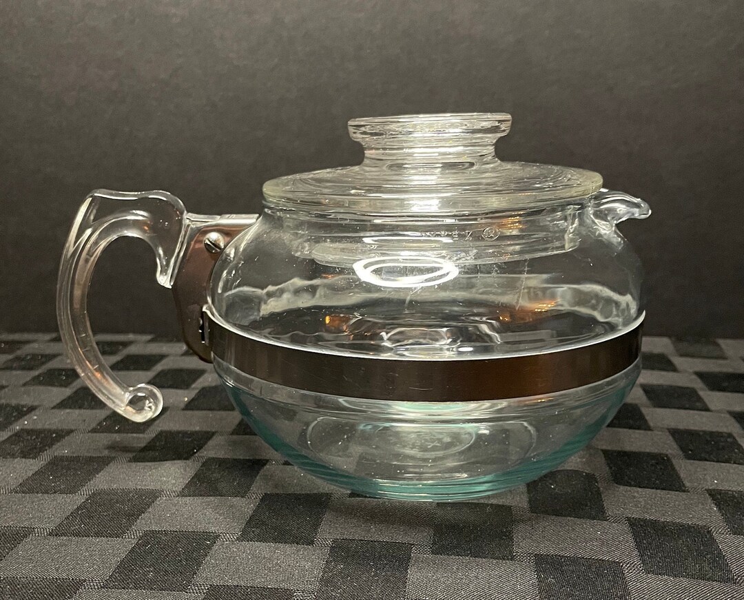 Vintage PYREX Flameware Teapot, Six Cup Capacity, Vintage Pyrex, 8126-B ...