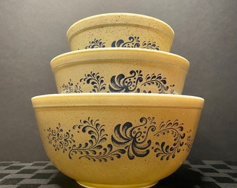Vintage Pyrex Mixing Bowls Forest Fancies Nesting Bowls Set of 3 401 ...
