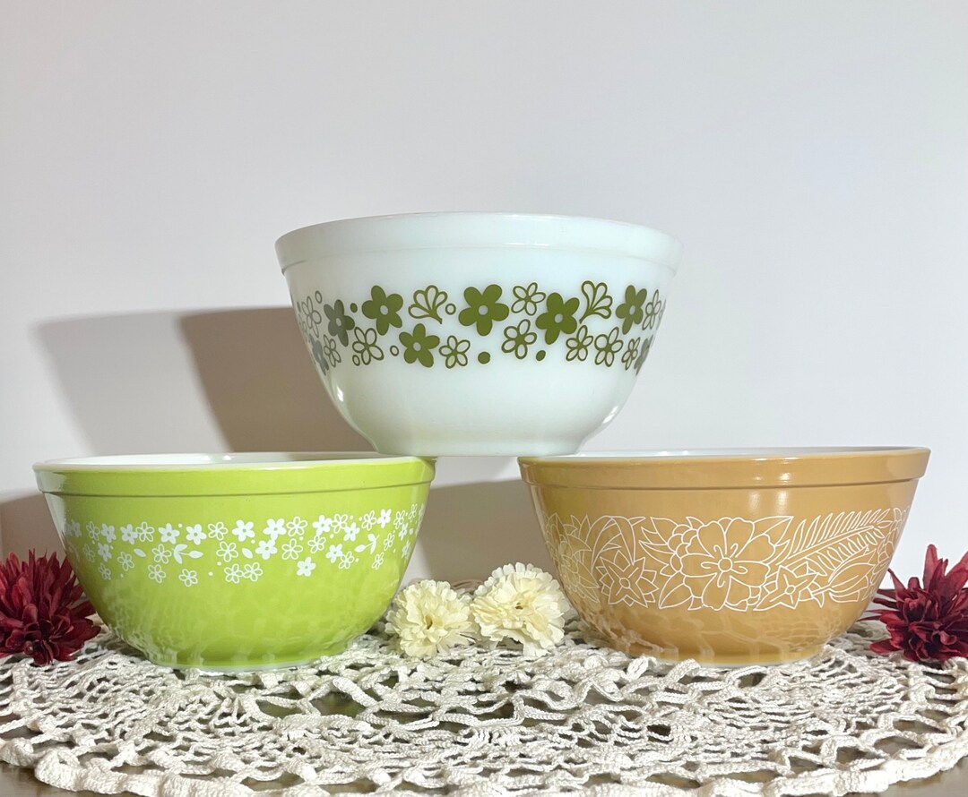 Vintage PYREX 402 Bowls Spring Blossom/crazy Daisy in Green, Woodland ...