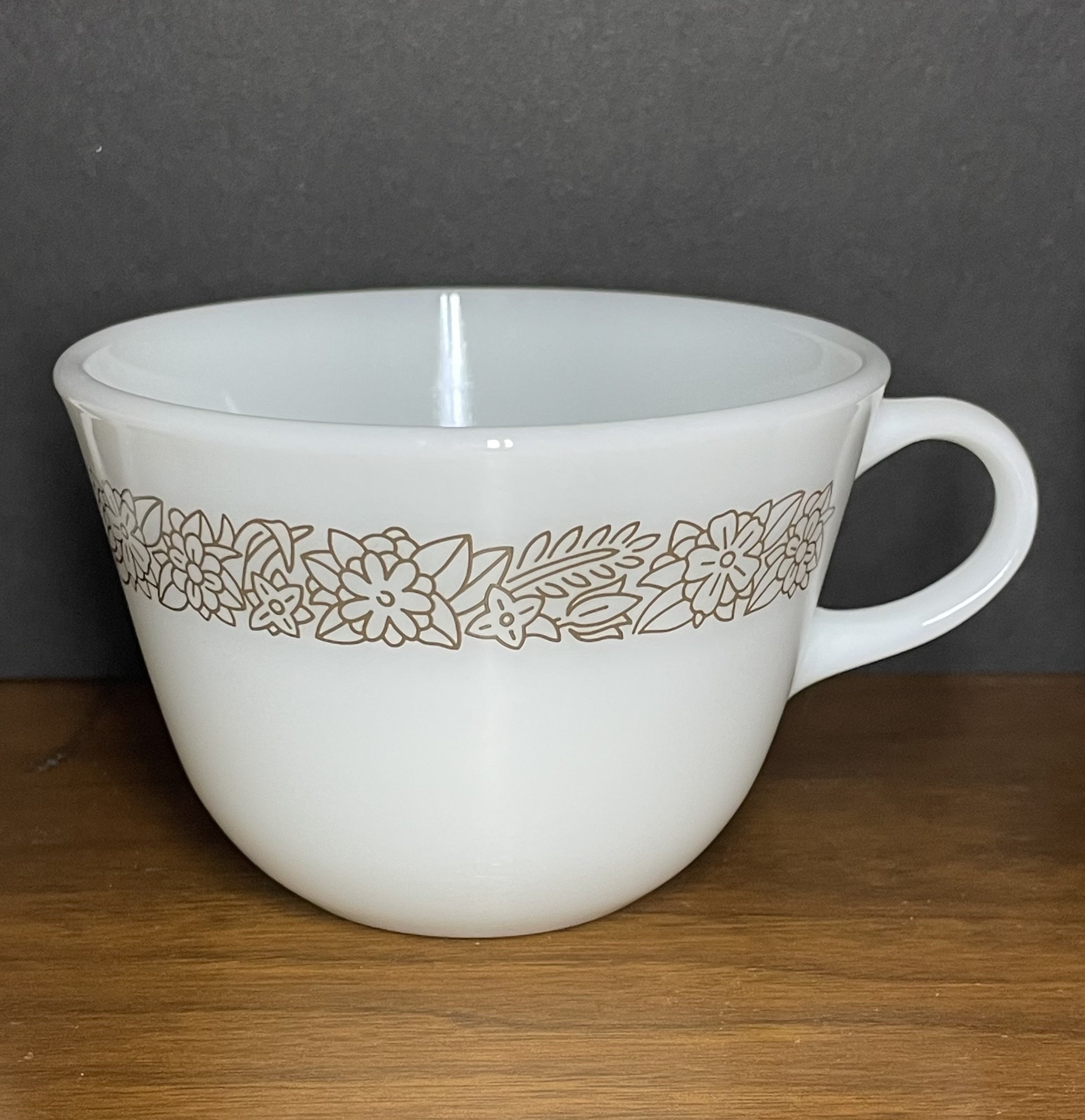 Choice of 2 Vintage PYREX Tea Cups Woodland Floral, Butterfly Gold, Old ...