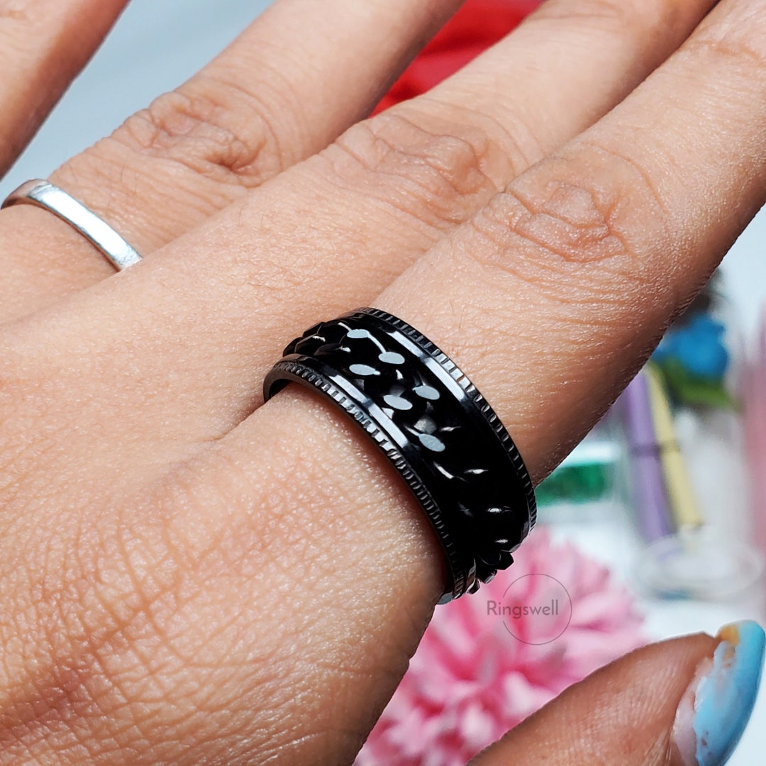 Black Chain Spinner Rings, Fashionable Spinning Ring, Cool Black Ring ...