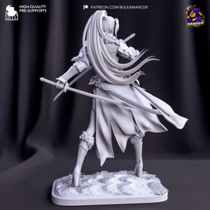 Swordmaster Samurai Woman - 223mm - A Tale of Resilience and Skill ...