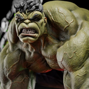 Green Titan Model Kit - 1/6 Scale High-quality Tough Resin Figure by ...